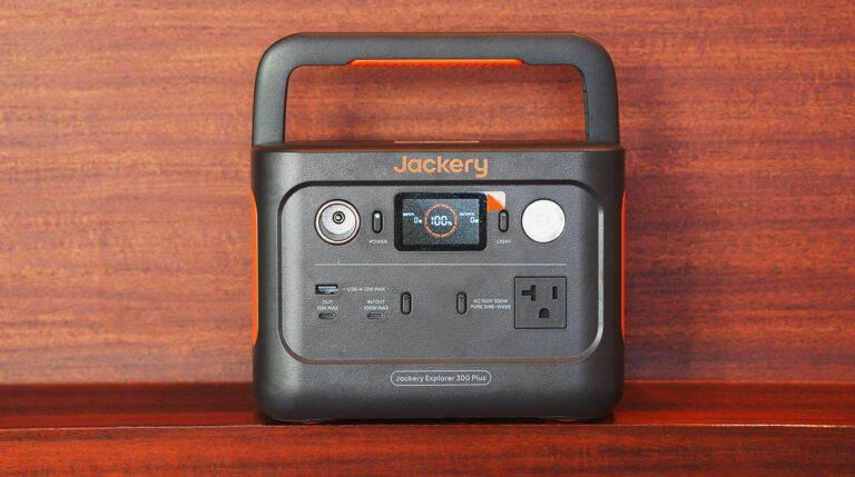 Jackery 300Plus実機レビュー：良い点・悪い点を徹底検証 | ポータブル電源ナビ｜備えるアリーナ